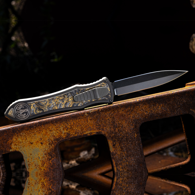 Hawk Knife Designs