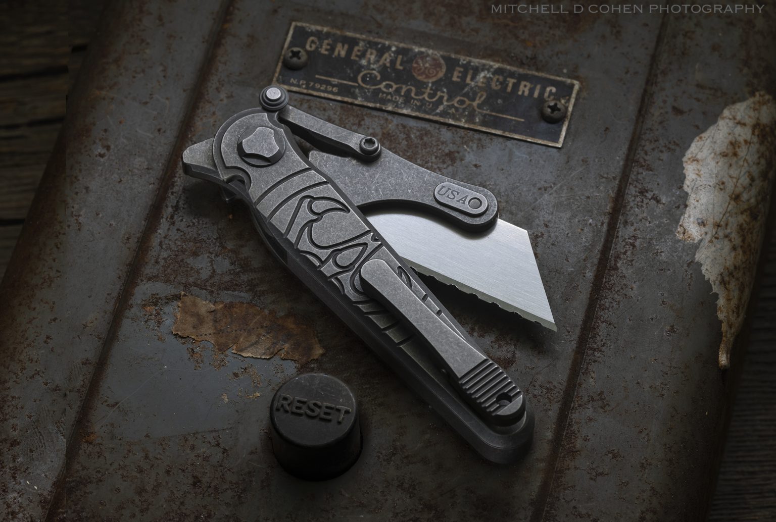 KNIVES – Hawk Knife Designs