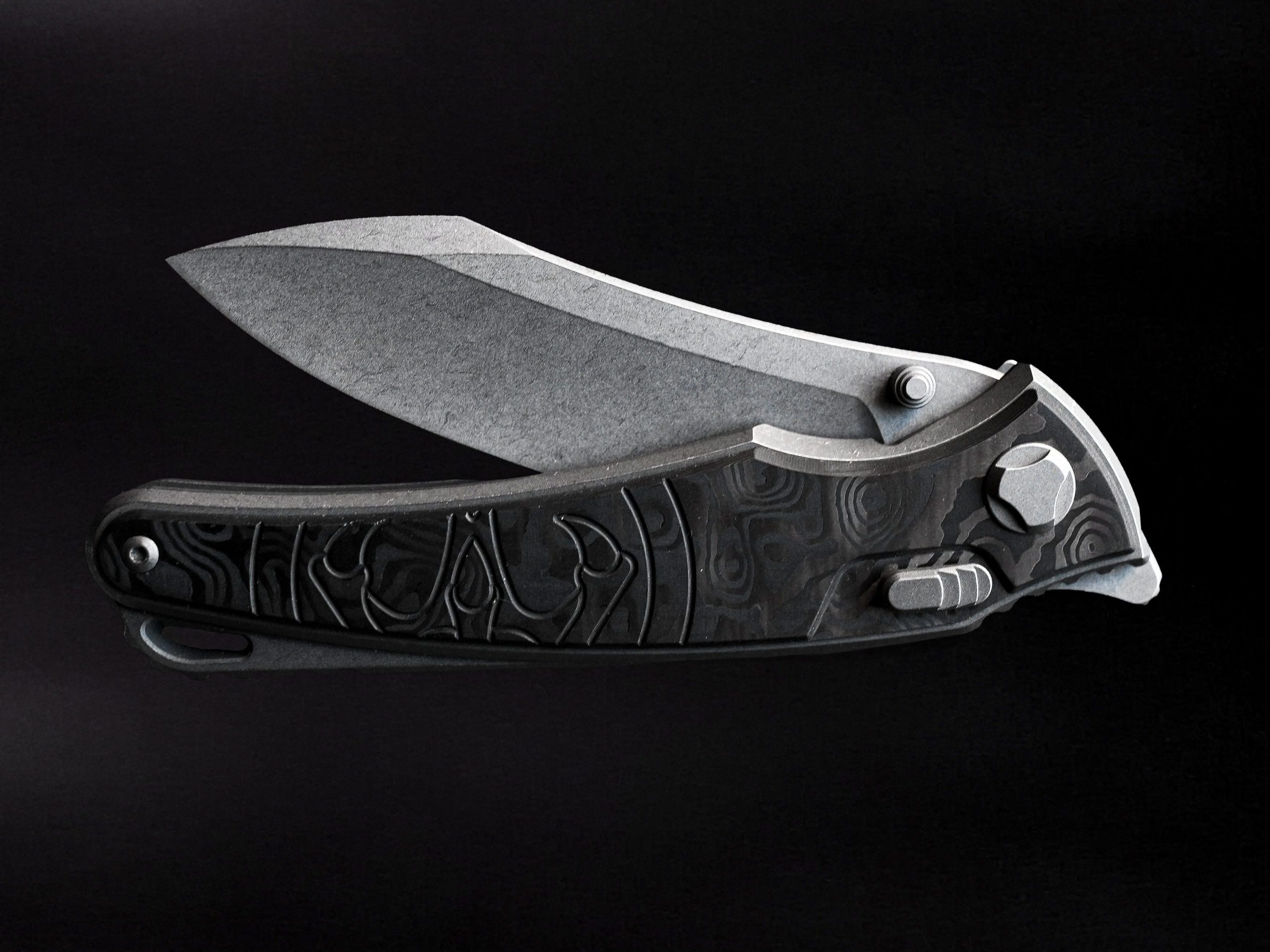 Hawk Knife Designs