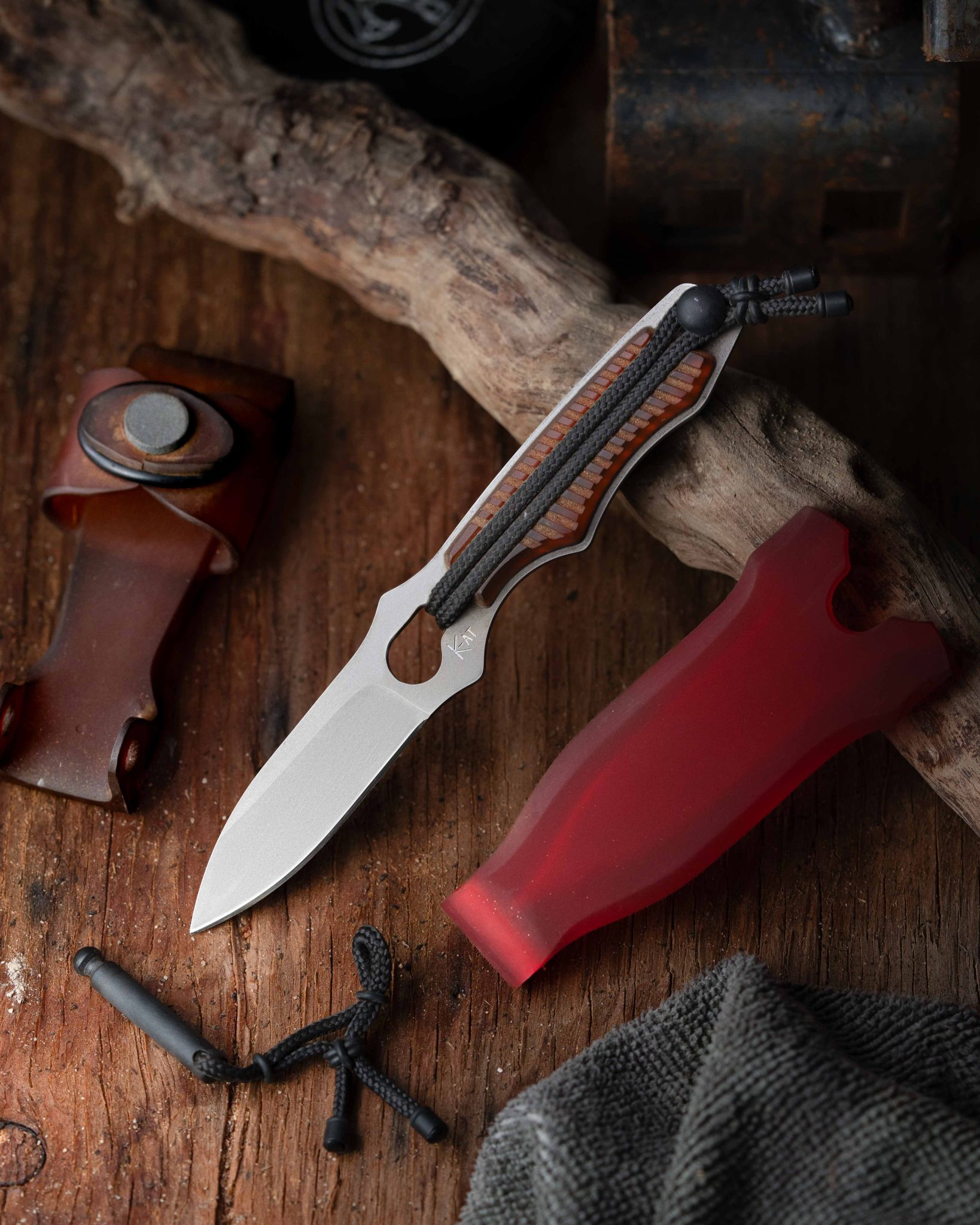 LEGACY KNIVES – Hawk Knife Designs